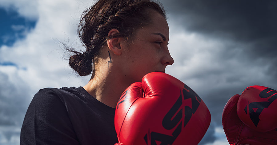 Josefine Lindgren Knutsson möter Kotomi i K-1 | Askarifighter.com